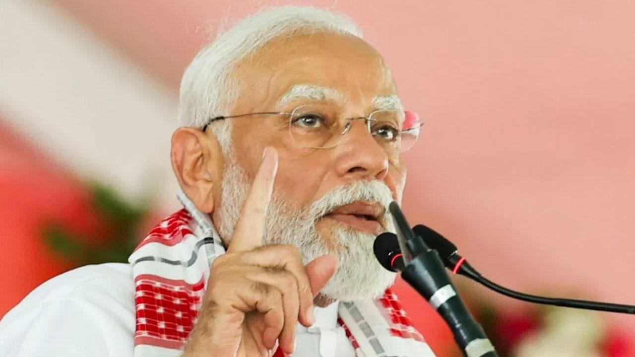 দুদিনীয়া বাৰাণসী ভ্ৰমণত কি কি কাৰ্যসূচী লৈছে প্ৰধানমন্ত্ৰী মোদীয়ে ...