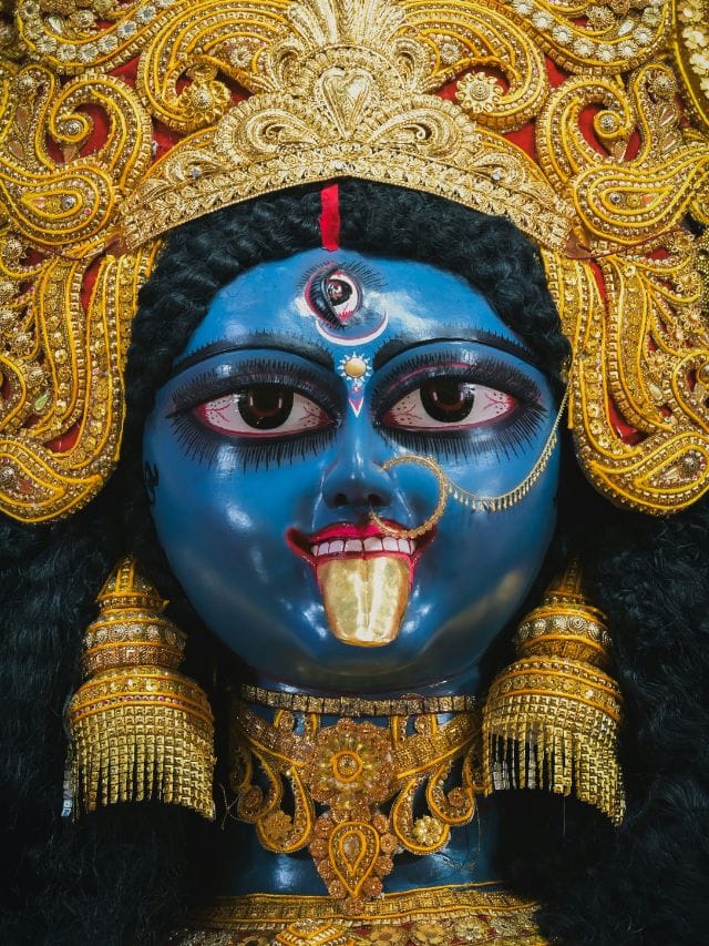 কালী পূজাত কৰক এইসমূহ কাম, জীৱন সমৃদ্ধ হ’ব কালী মাৰ আশীৰ্বাদেৰে | Kali ...