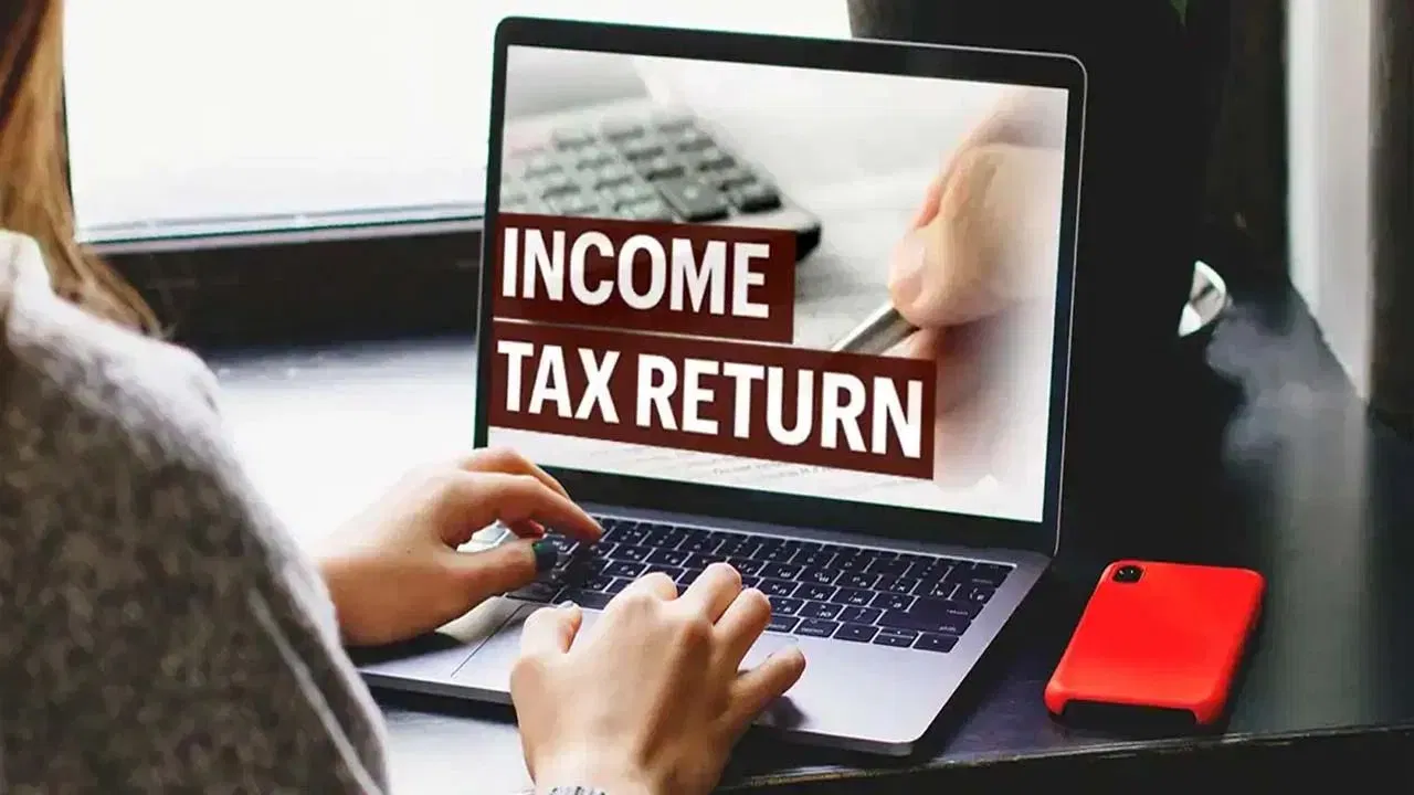 Income tax refund সন্দৰ্ভত কোনো ই-মেইল পাইছে নেকি? সাৱধান, পকেট খালী হ ...